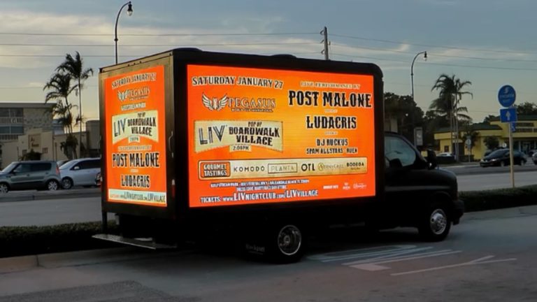 4 Reasons Why You Should Invest in Mobile Digital Billboards - Mobile LED Billboards
